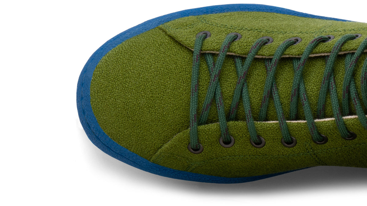 Earthbound bio-based, 97% natural sneakers. The best of nature.