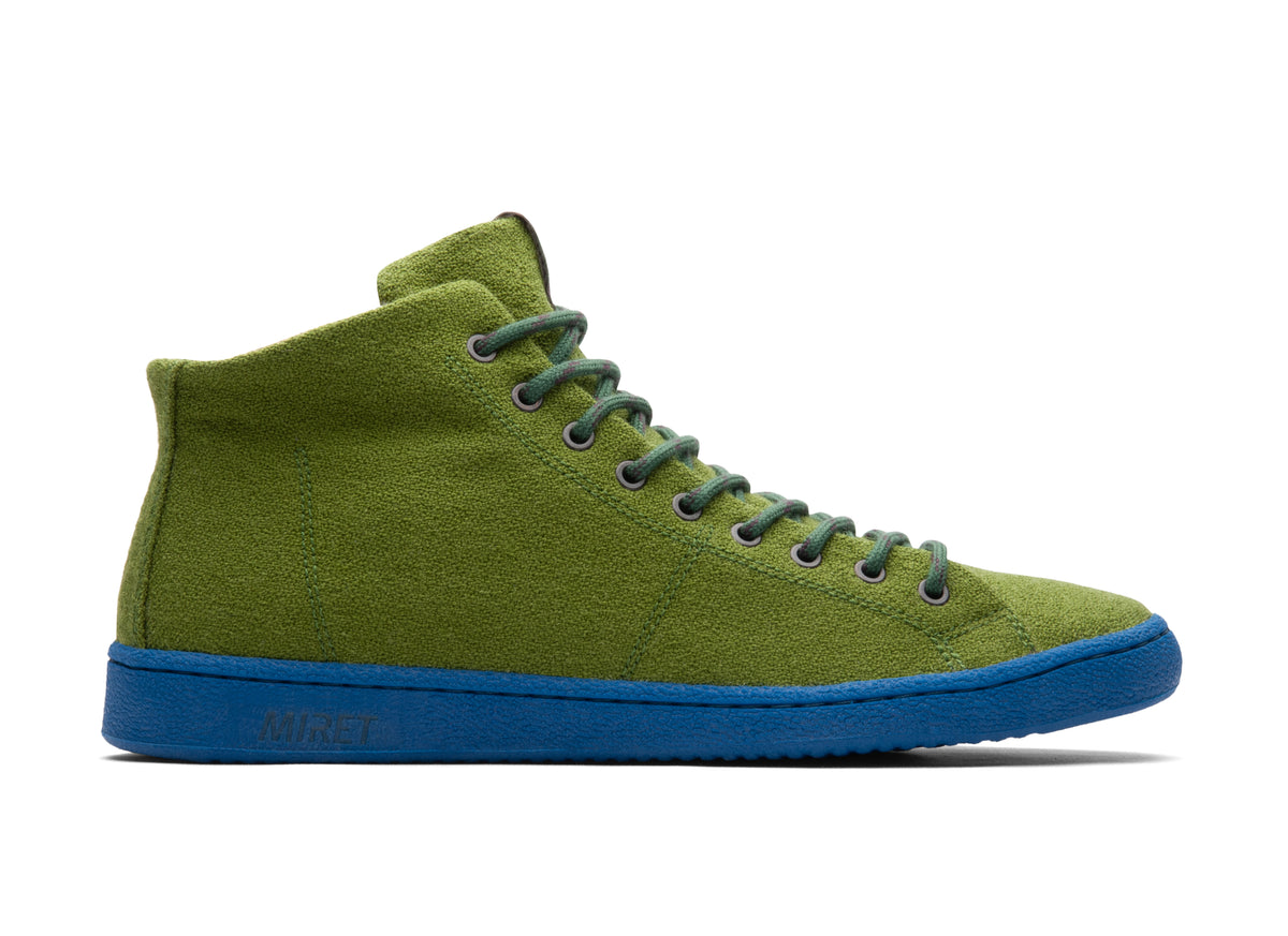 Earthbound bio-based, 97% natural sneakers. The best of nature.